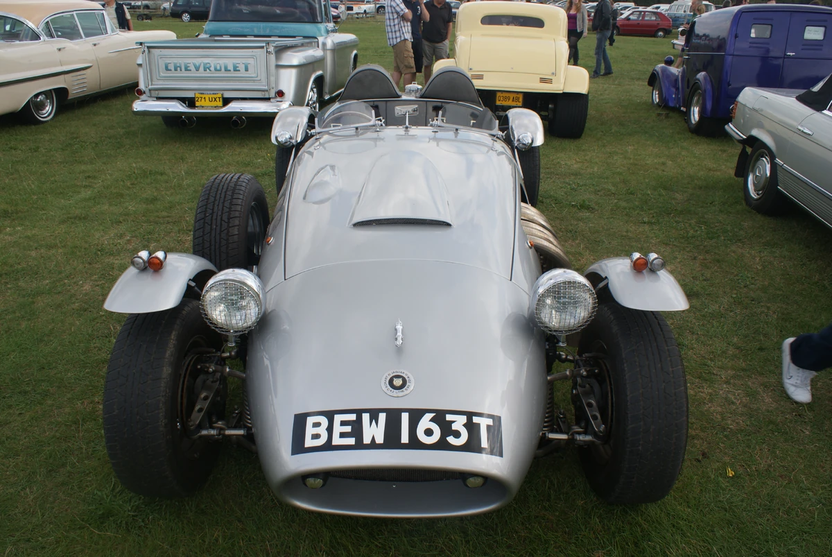 Ronart W152 | Classic Cars Wiki | Fandom