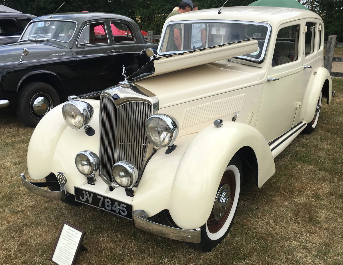 Riley 12/4 | Classic Cars Wiki | Fandom