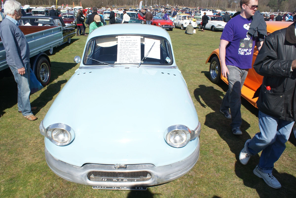 Panhard PL 17 | Classic Cars Wiki | Fandom