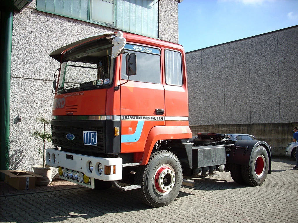 Ford Transcontinental | Classic Cars Wiki | Fandom