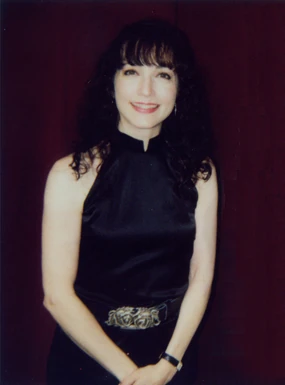 Bebe Neuwirth Tobac A Chaitheamh Bebe Neuwirth On Rekindling 'Frasier'