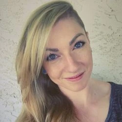 Megg | Wiki Club Penguin | Fandom