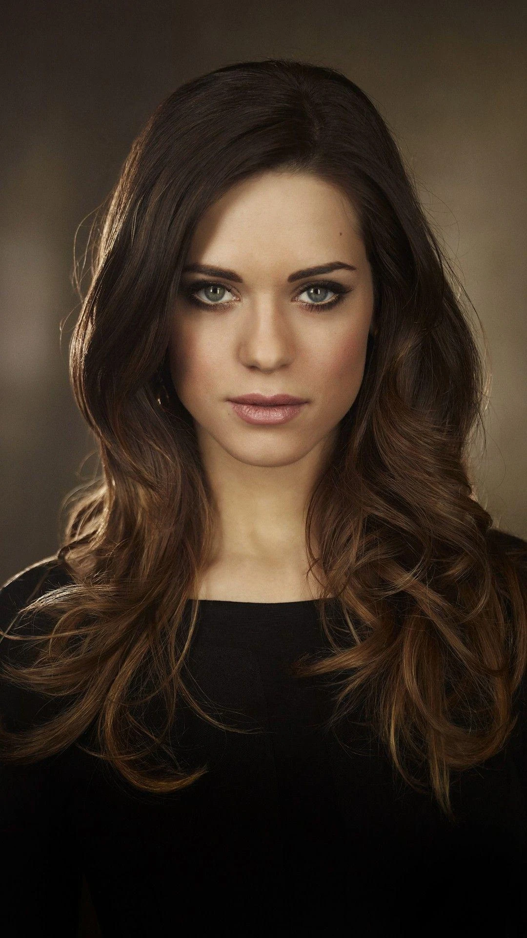 Lisa Wood | CM Extended Universe Wiki | Fandom