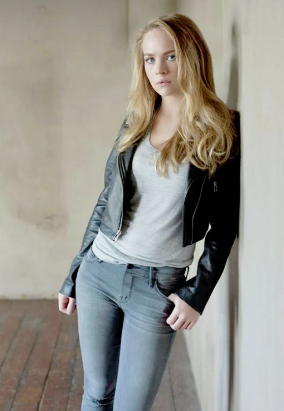 Mandy Parker | CM Extended Universe Wiki | Fandom