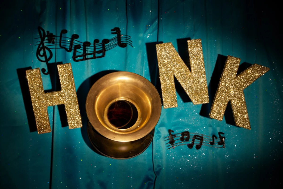 Clarence/Honk | Cartoon Network/Adult Swim Archives Wiki | Fandom