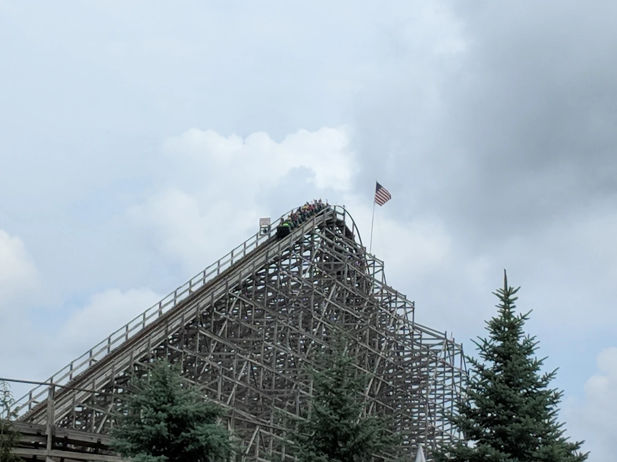 Shivering Timbers | Coaster Wiki | Fandom