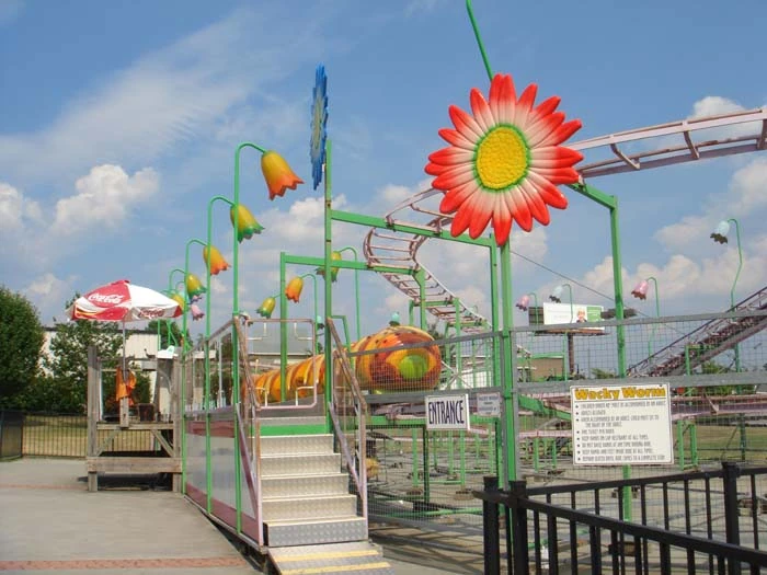 Wacky Worm Ride Carnival