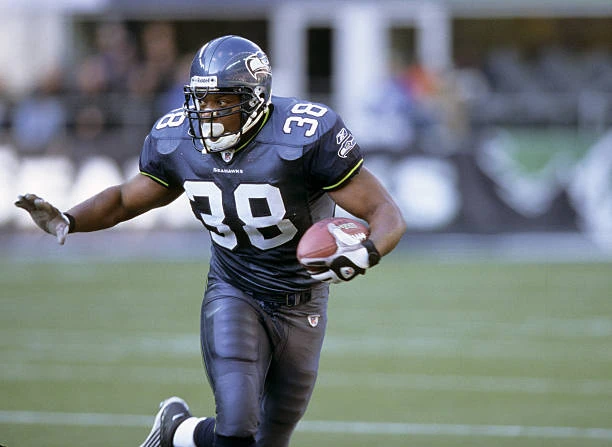 Mack Strong | American Football Wiki | Fandom