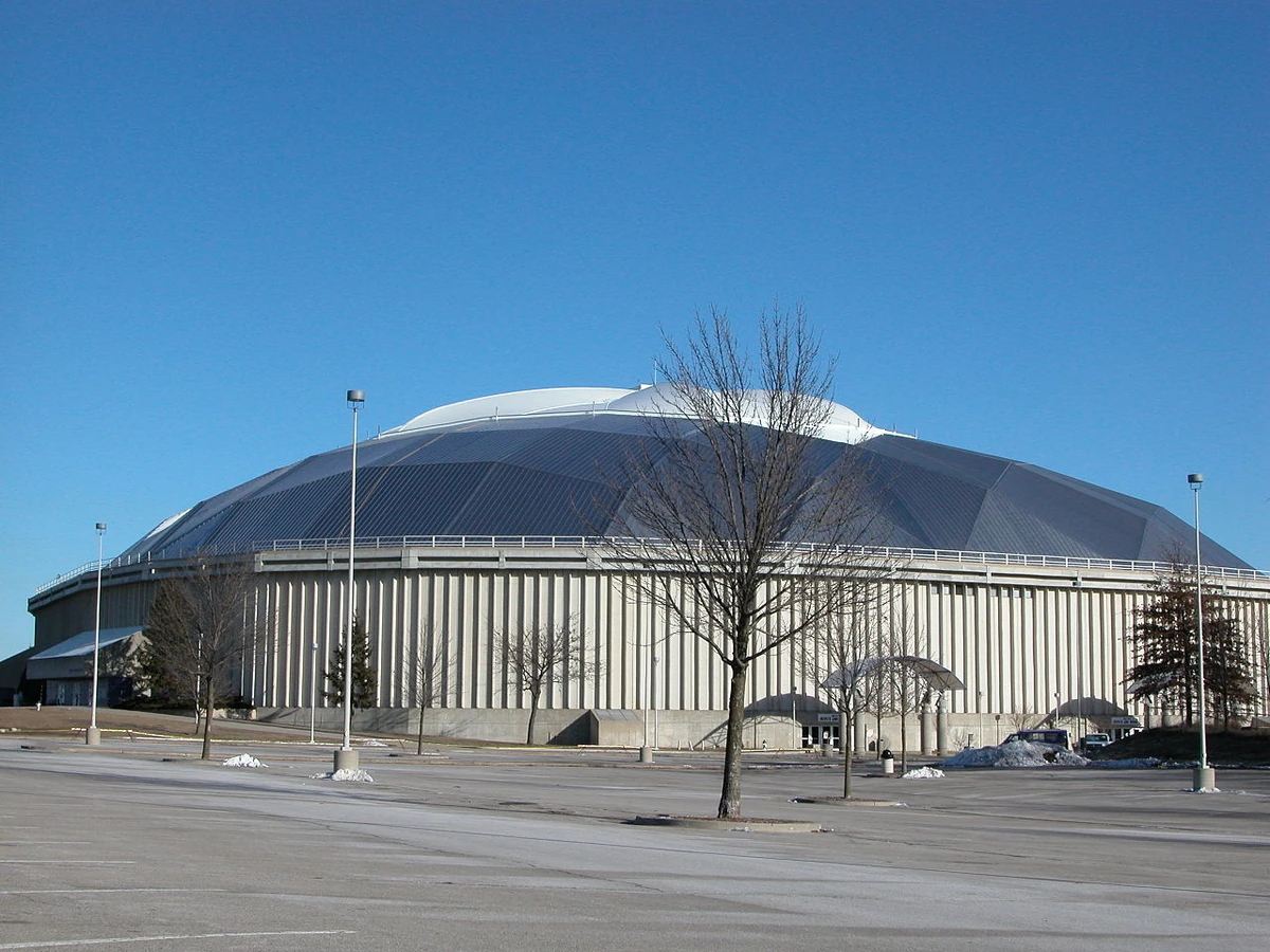 UNI-Dome | American Football Wiki | Fandom