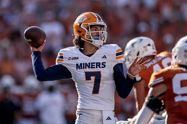 Malachi Nelson | American Football Wiki | Fandom