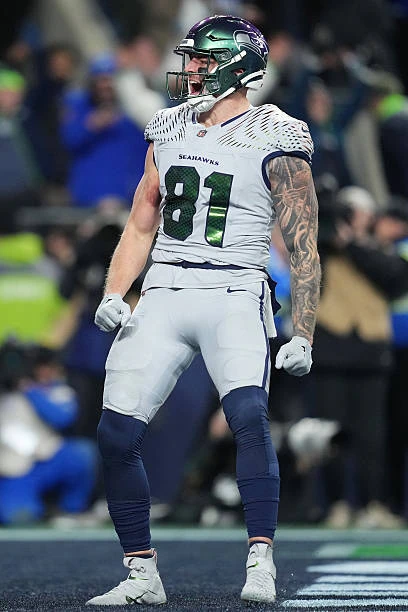 Eric Saubert | American Football Wiki | Fandom