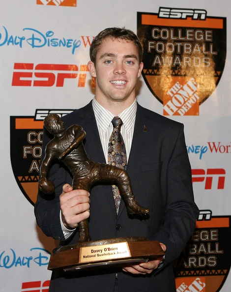 Davey O'Brien Award | American Football Wiki | Fandom