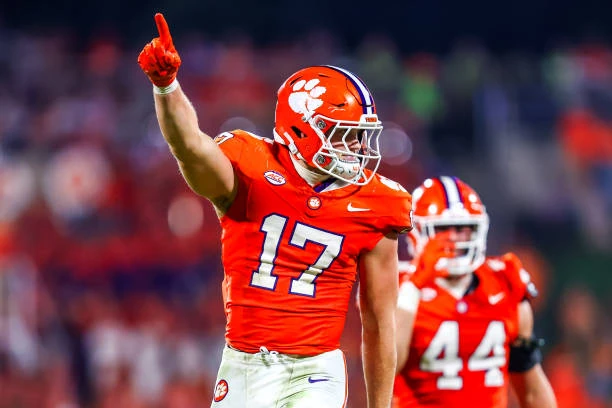 Wade Woodaz | American Football Wiki | Fandom