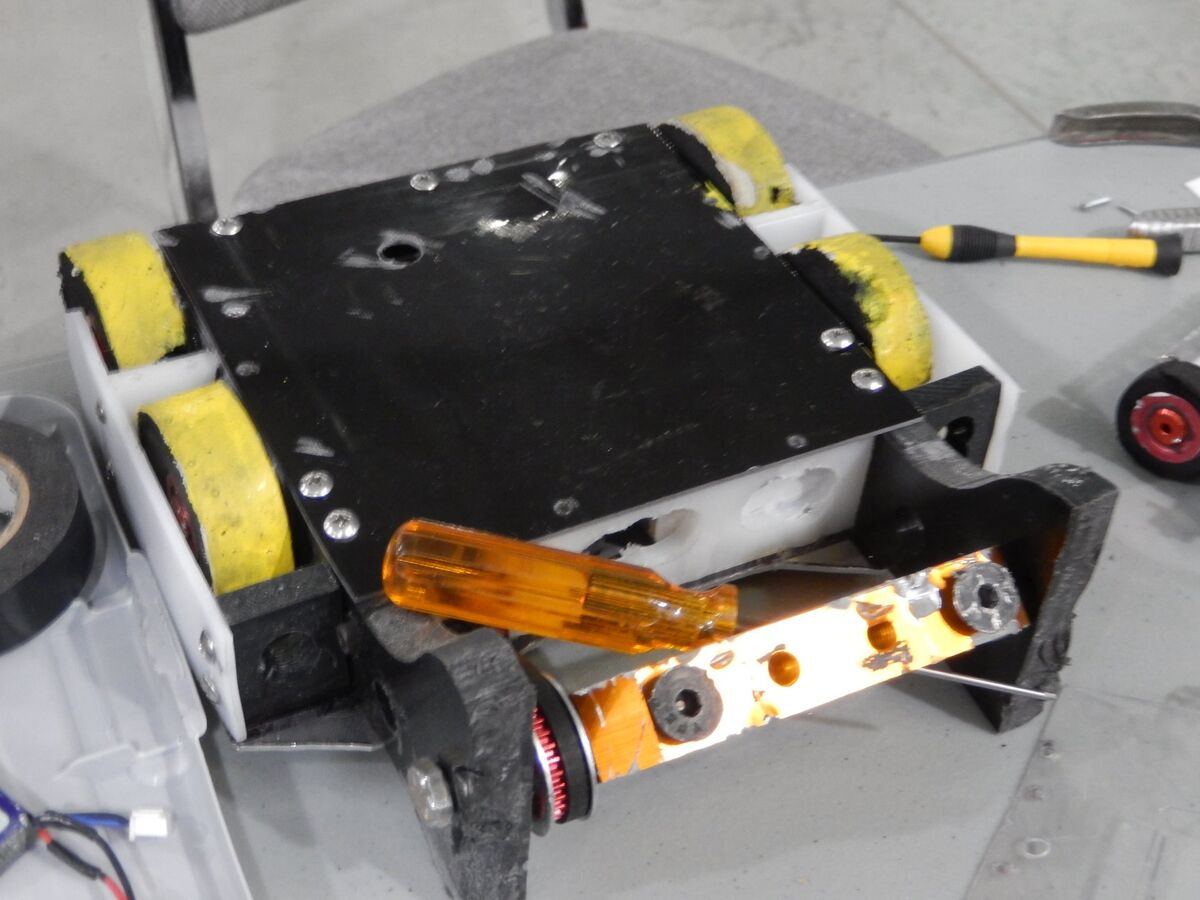 Gobble Gobble | Combat Robot Kit Wiki | Fandom Gobble Gobble | Combat Robot Kit Wiki | Fandom