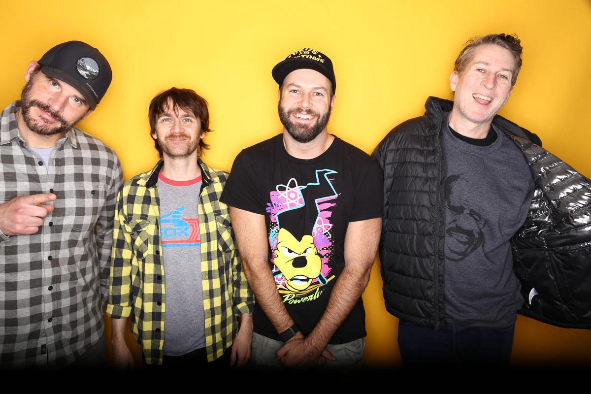 The Calvins Triplets vs. The Baxter Triplets | Comedy Bang! Bang! Wiki ...