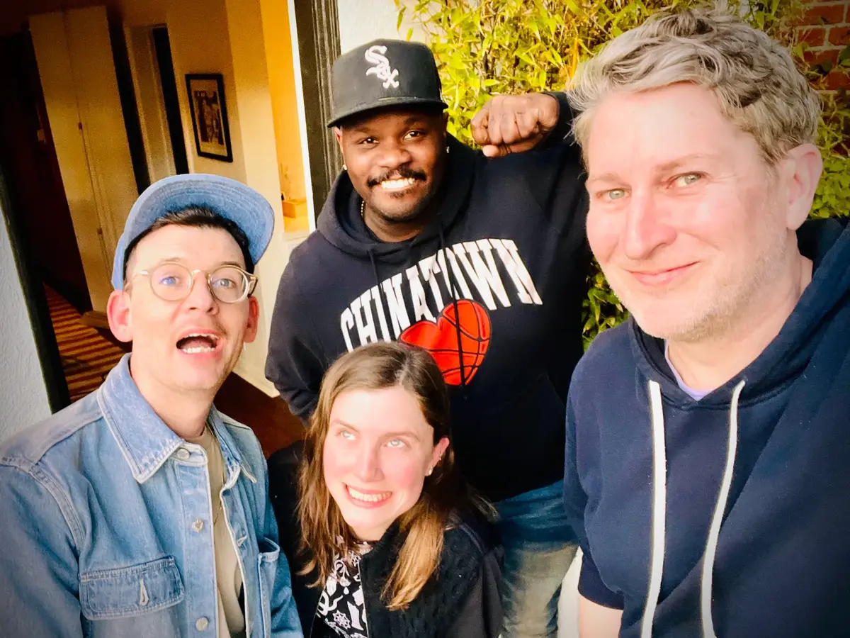 One Capful, 14 Buckets | Comedy Bang! Bang! Wiki | Fandom