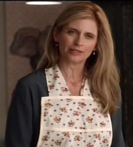 DC COMICS: CBS Supergirl bio Eliza Danvers | Comic books in the media ...