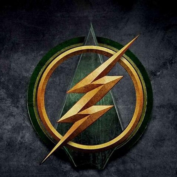 Dc Comics Cw Flash S1 Ep08 Flash Vs Arrow Comic Books In The Media