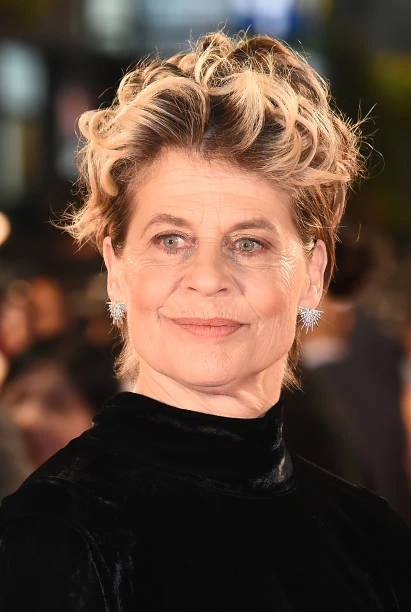 Category:Resident Alien (television series) Cast Members | Comicbook ...