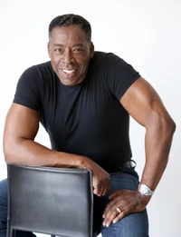 Lucius Fox | ComicUniverse Wiki | Fandom