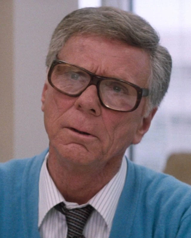 Perry White | ComicUniverse Wiki | Fandom