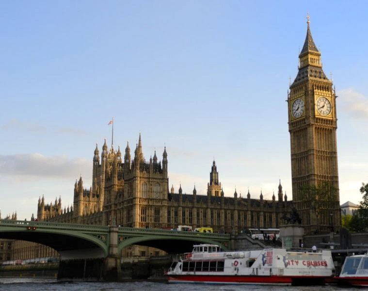 London | Continuing Stargate Wiki | Fandom