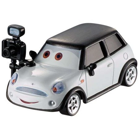 Amera Revzk | COOLection TV Wiki | Fandom