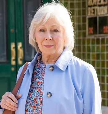 Roberta Kerr | Coronation Street Past And Present Wiki | Fandom