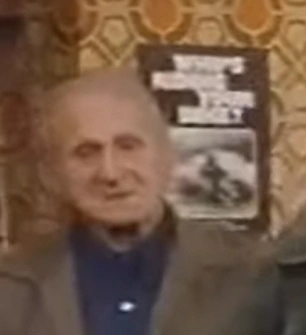 Man in pub (11 Feb 1980) | Coronation Street Past And Present Wiki | Fandom