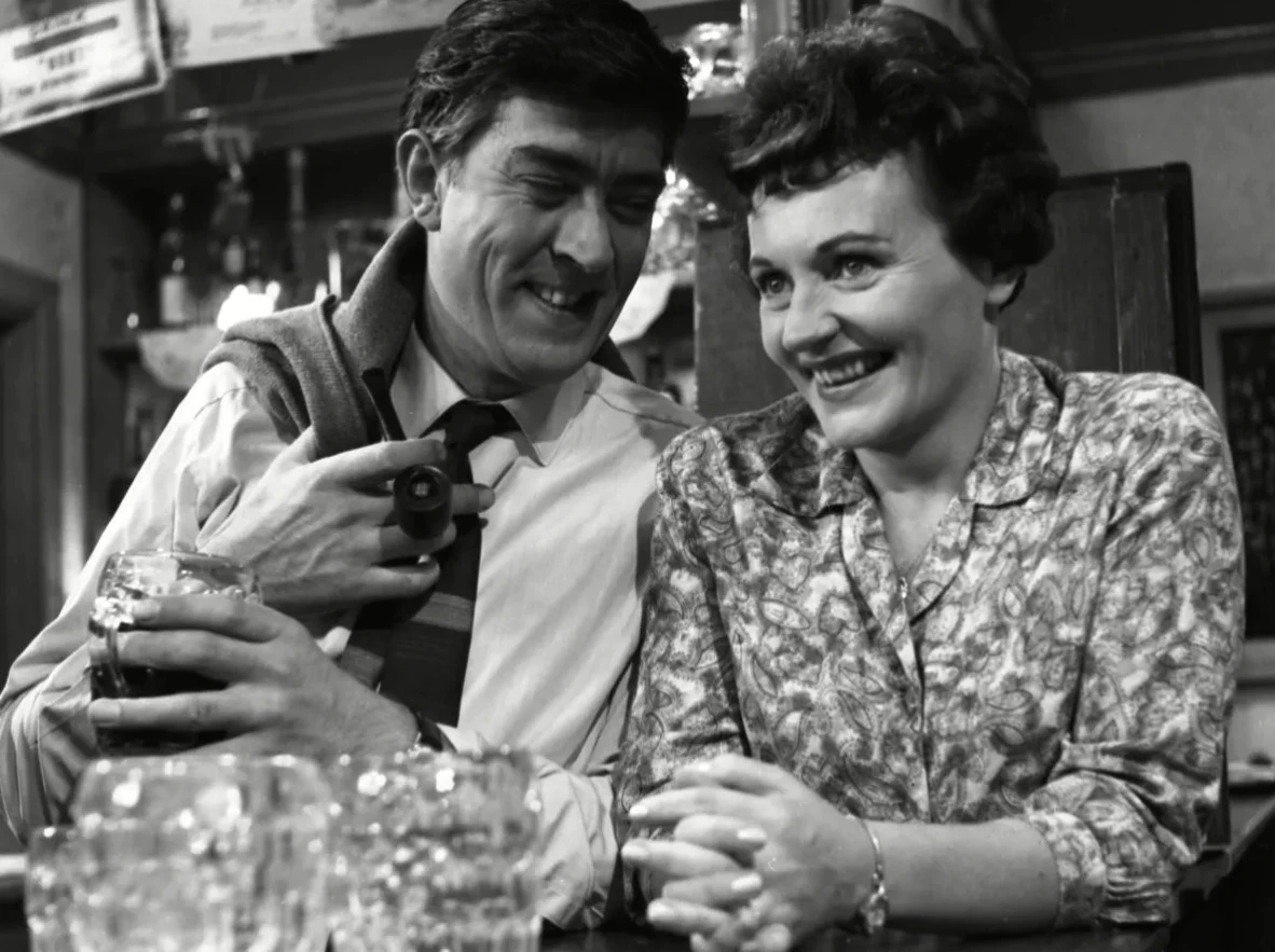 Hewitt family | Coronation Street Wiki | Fandom