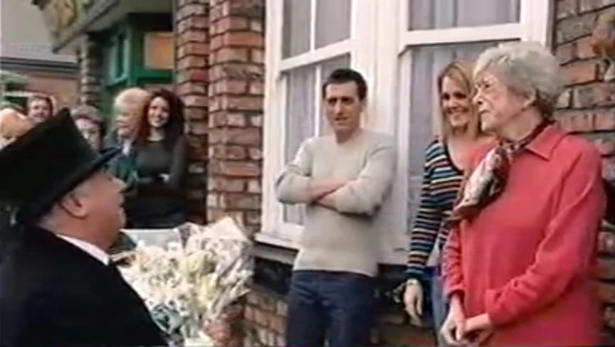 Episode 5256 (26th April 2002) | Coronation Street Wiki | Fandom