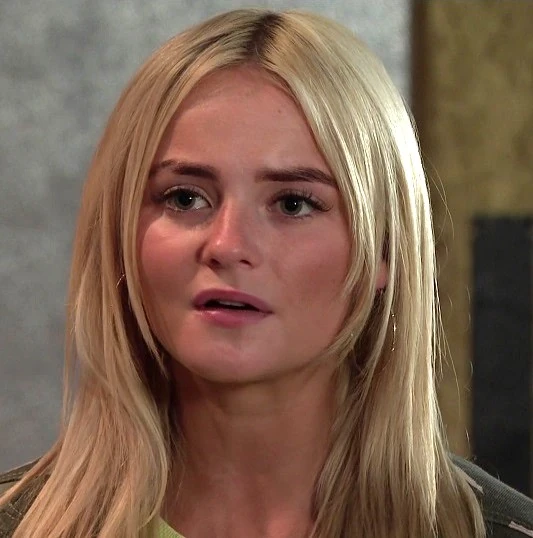 Kelly Neelan | Coronation Street Wiki | Fandom