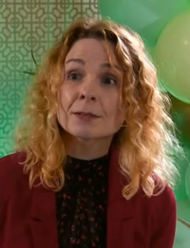 Celebrant (Hayley Cartwright) | Coronation Street Wiki | Fandom