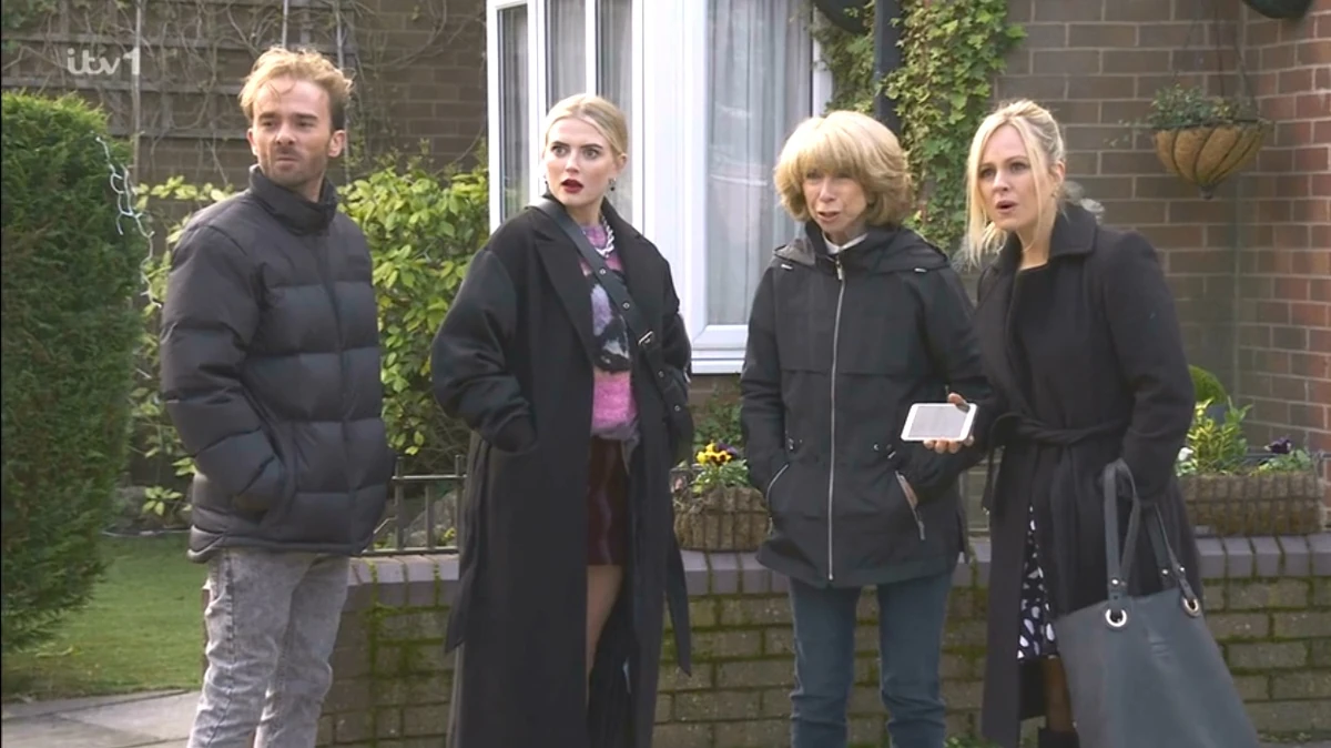 Episode 11152/3 (1st January 2024) | Coronation Street Wiki | Fandom