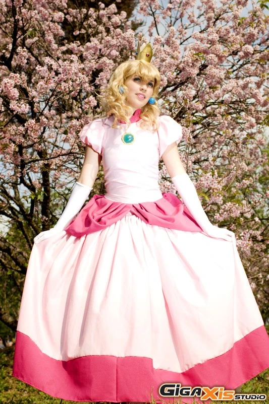 Princess Peach | The Cosplay Wiki | Fandom
