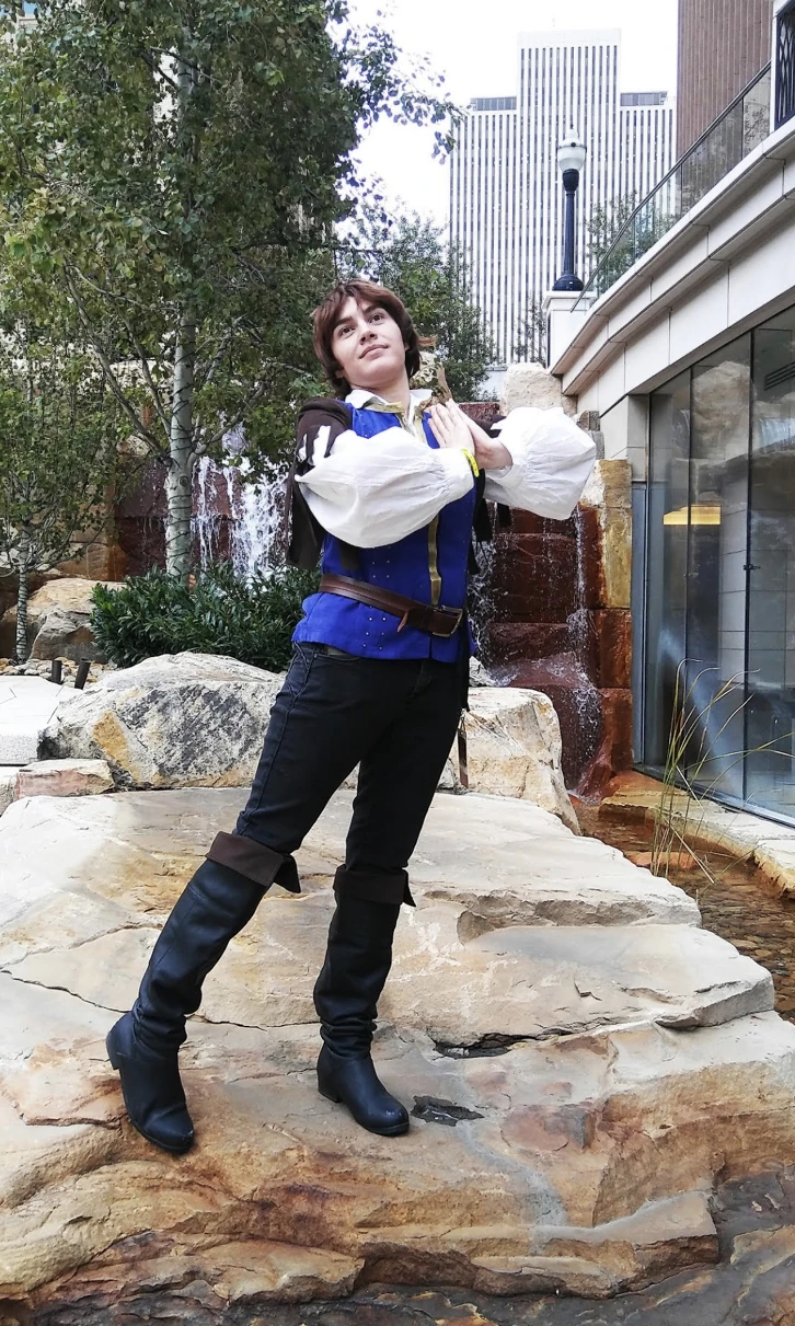 Derek | The Cosplay Wiki | Fandom