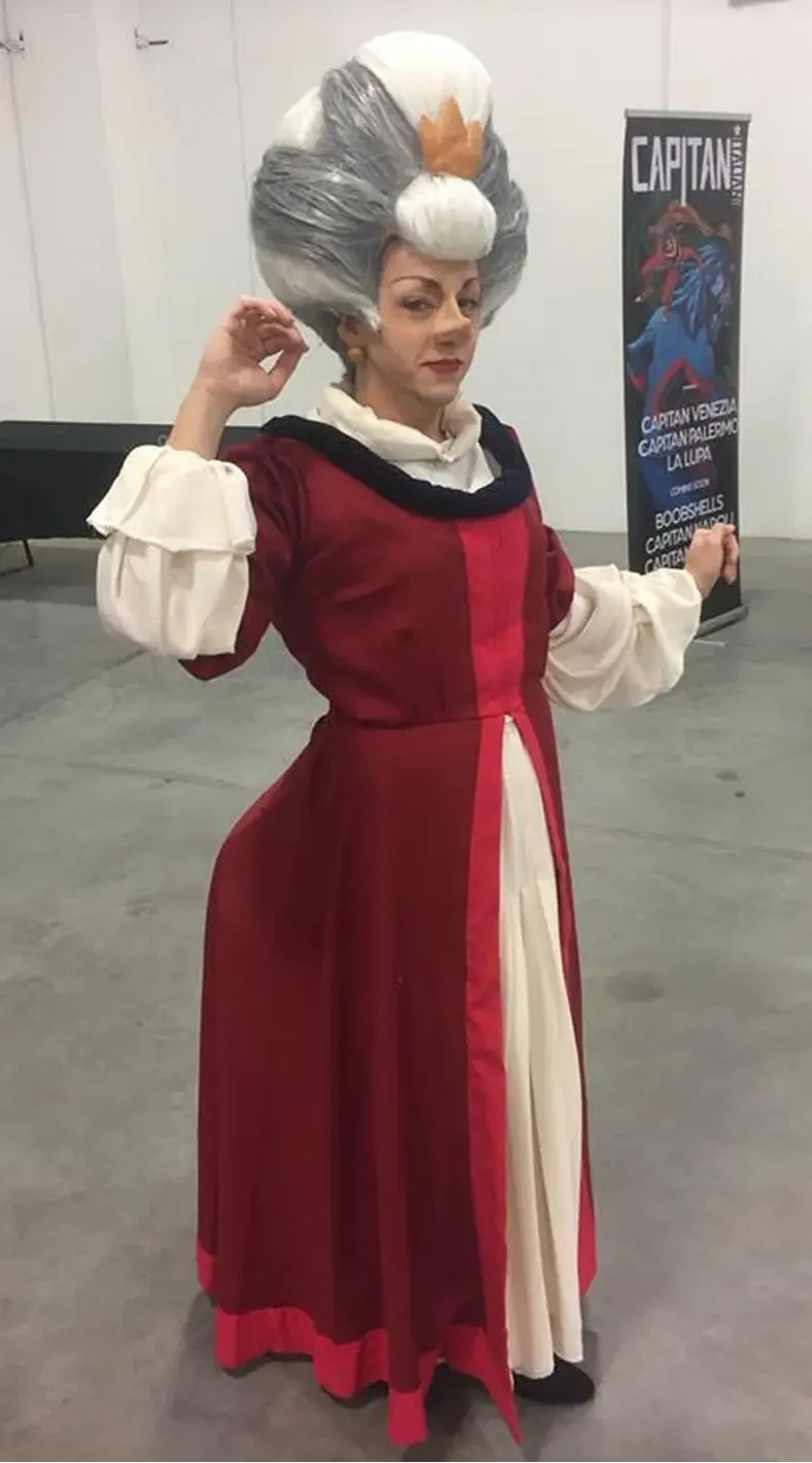 Queen Uberta of Chamberg | The Cosplay Wiki | Fandom