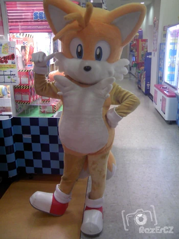Tails | Costumed Characters Wiki | Fandom