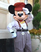 Mickey Mouse | Costumed Characters Wiki | Fandom