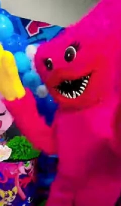 Kissy Missy | Costumed Characters Wiki | Fandom