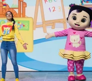 Ms. Appleberry | Costumed Characters Wiki | Fandom