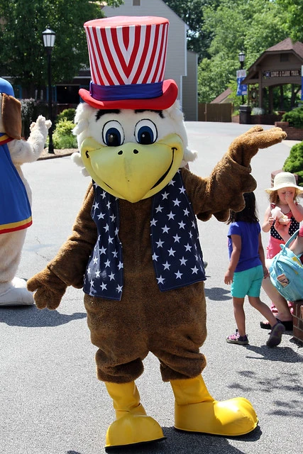 George the Eagle | Costumed Characters Wiki | Fandom