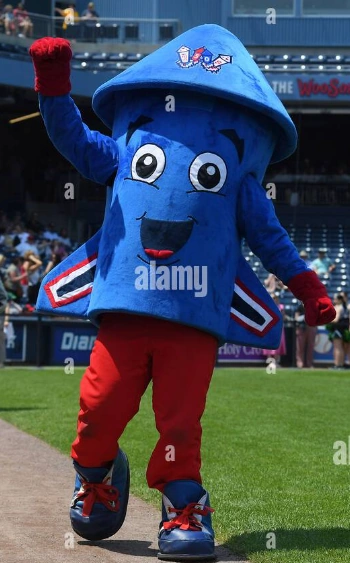 Roberto the Rocket | Costumed Characters Wiki | Fandom