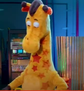Geoffrey the Giraffe | Costumed Characters Wiki | Fandom