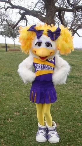 Helen Henny | Costumed Characters Wiki | Fandom