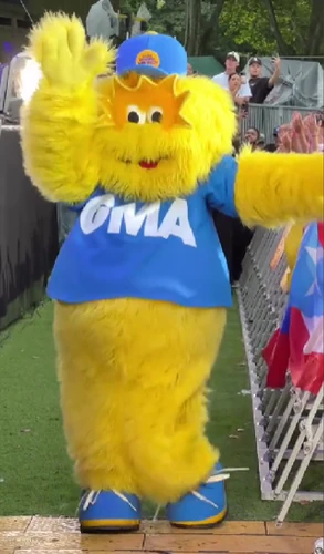 Ray | Costumed Characters Wiki | Fandom