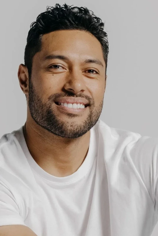 Uli Latukefu | Countdown Wiki | Fandom