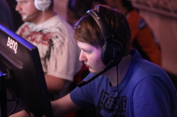 Pyth | Counter Strike: Global Offensive Wiki | Fandom