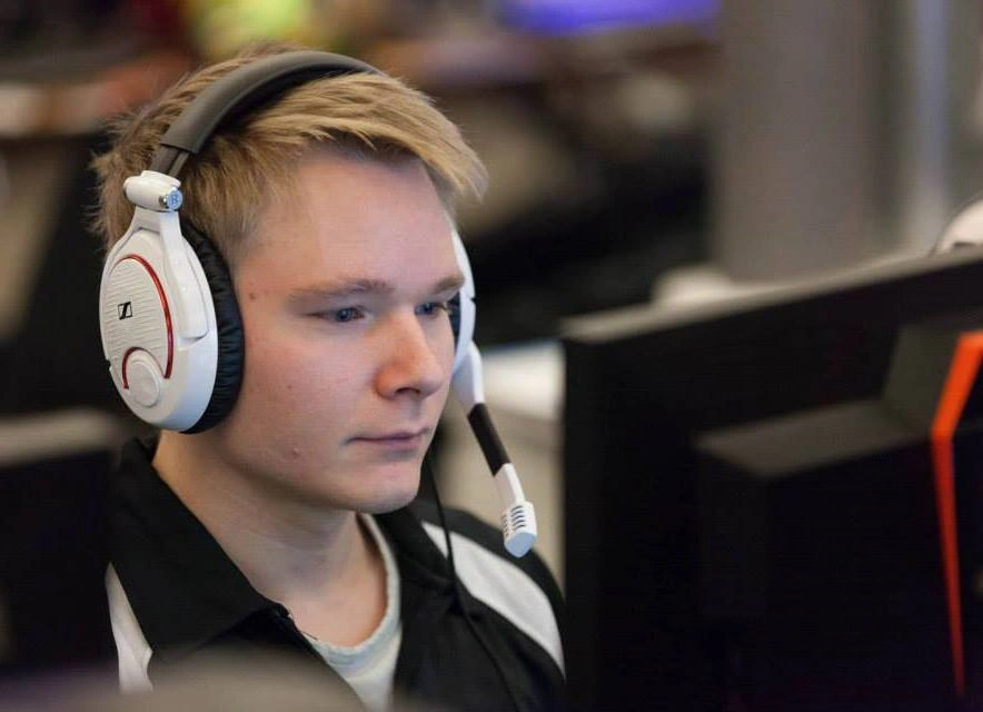 ColoN | Counter Strike: Global Offensive Wiki | Fandom