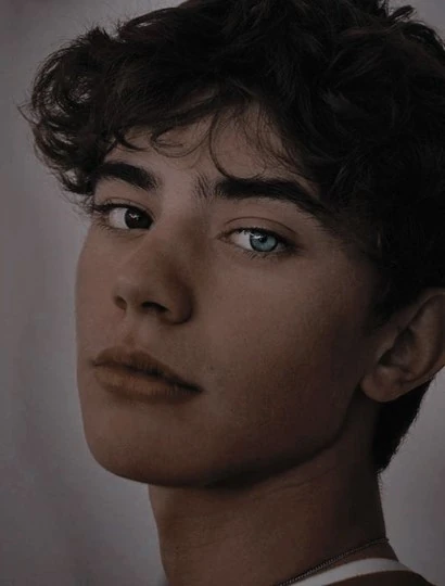 Azariah Dragomir | Wiki COVEN | Fandom